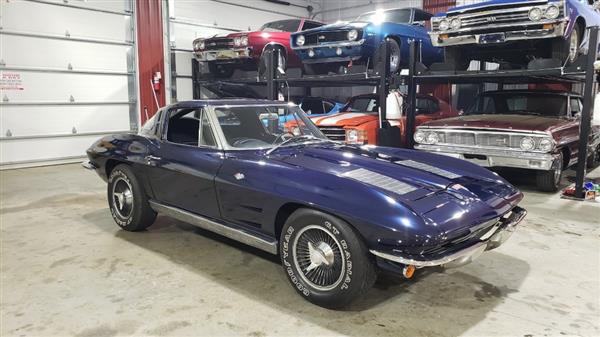 1963 Chevrolet Corvette Split Window Coupe in Mogadore, Ohio 44260